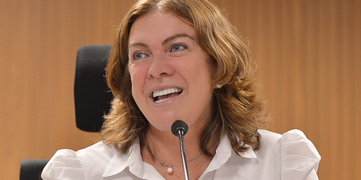 Entrevista: Fátima Gavioli destaca avanços na educação de Goiás - Badiinho